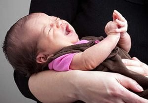 Maternal Language Shapes Infant's Cry Melodies - Neuroscience News