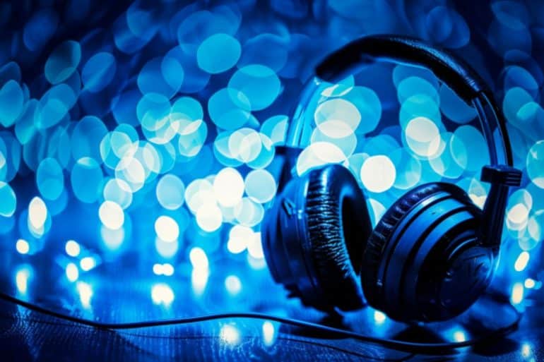 Social Connections Predict Song Hits, Boosting Accuracy by 50% ...